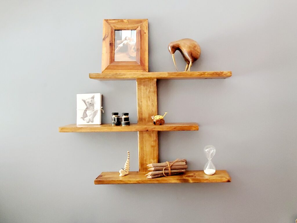 Wall wood shelves - Modern rustic style